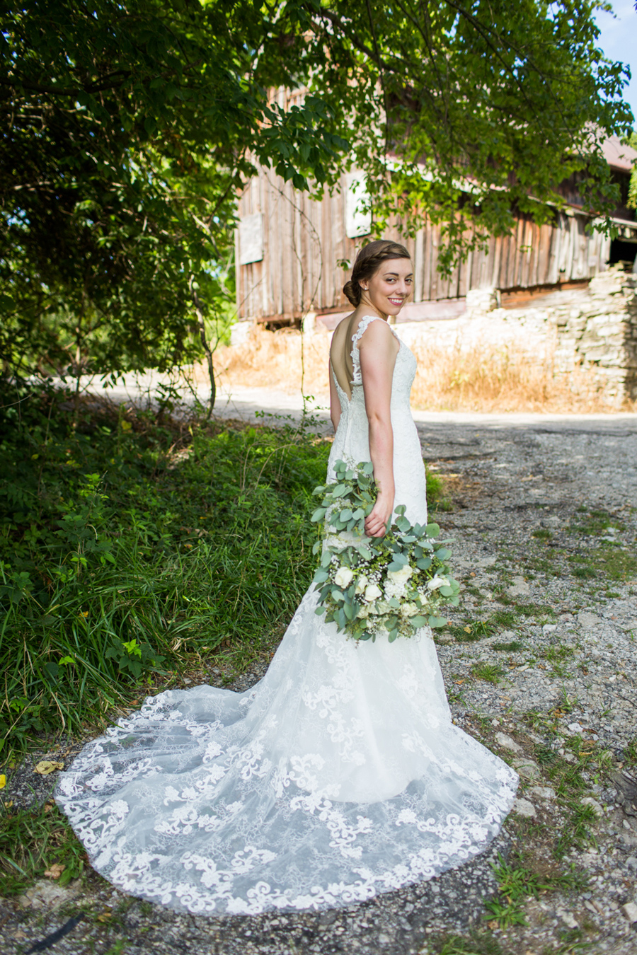 Patrick + Hannah :: Covington, KY :: Neltner’s Farm » Char Beck | Santa ...