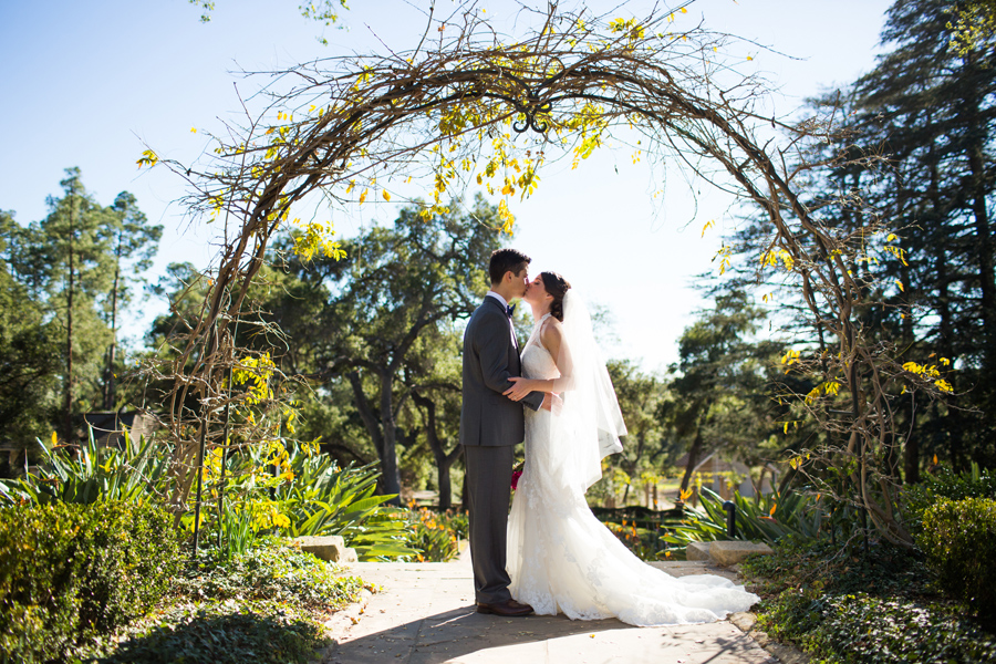 Nick + Shelby :: Santa Barbara Wedding :: Montecito Covenant Church ...